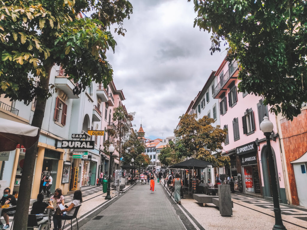 Funchal: guia rápido para visitar a capital madeirense — A Ticket to ...