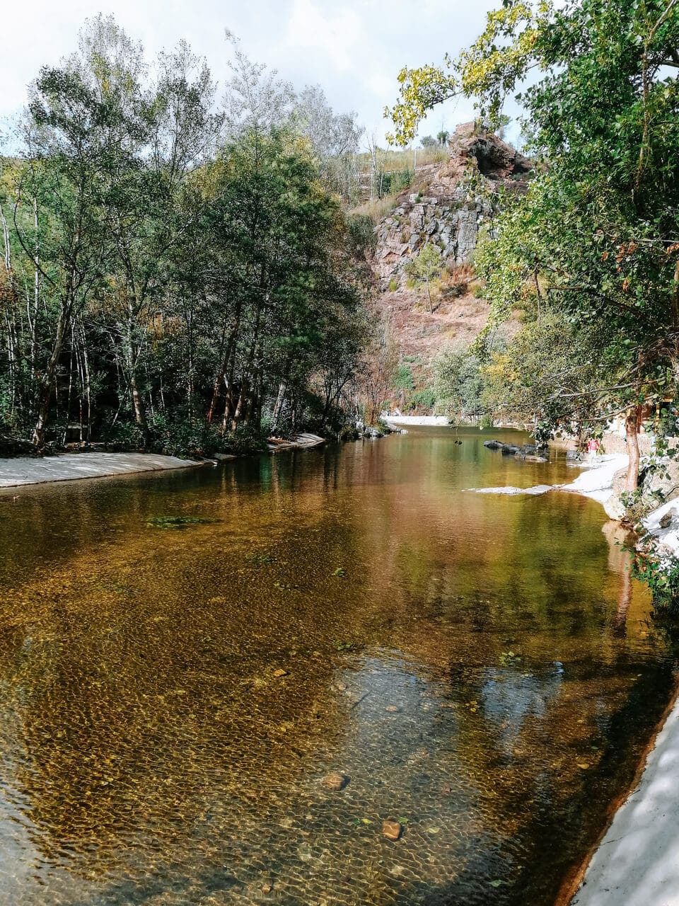 Complete guide to visit Penedo Furado: waterfall, river beach and ...